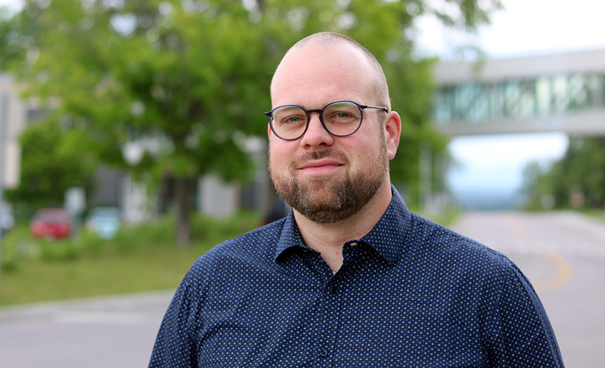 [Portrait de prof] Hugo Tremblay est le nouveau professeur au ...