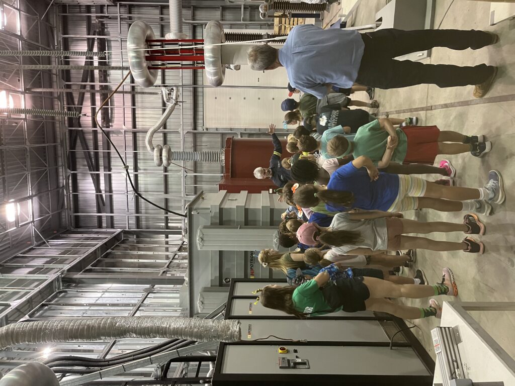 Les enfants du camp de jour de l’UQAC s’initient à la recherche – UQAC